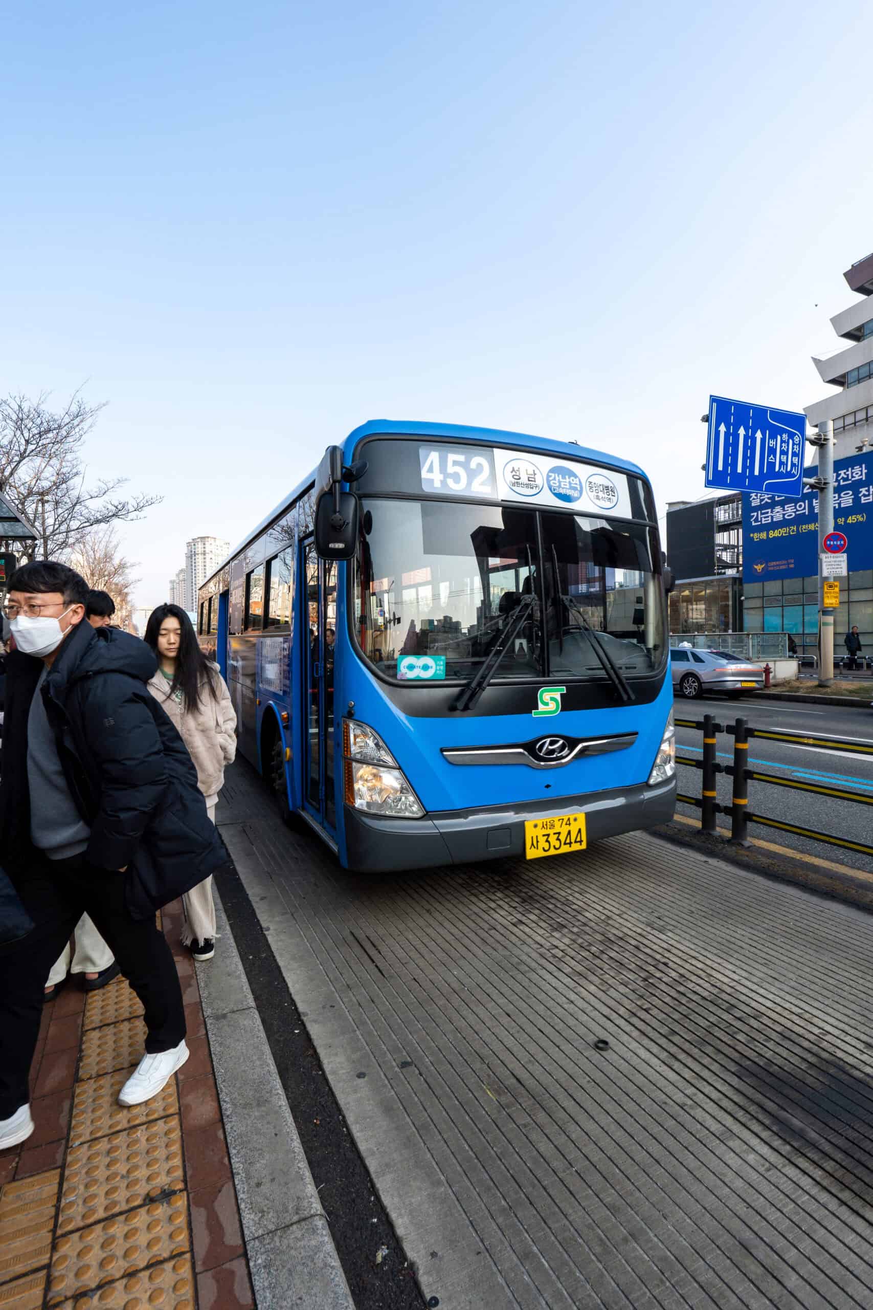 How to get around in Seoul (From a Local!) | Your Local's Guide