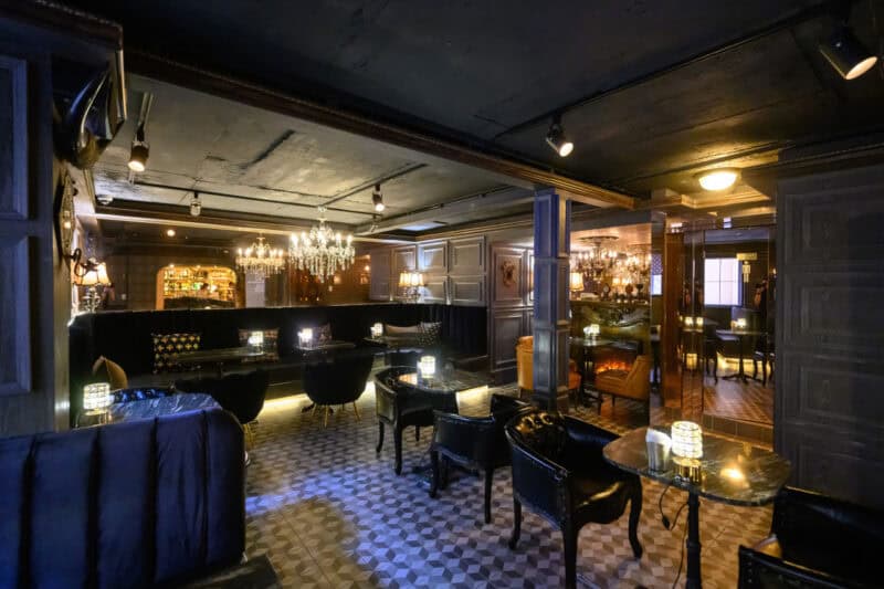 9 Best Nightlife & Bars in Itaewon - From a Korean! (2025) | Your Local ...